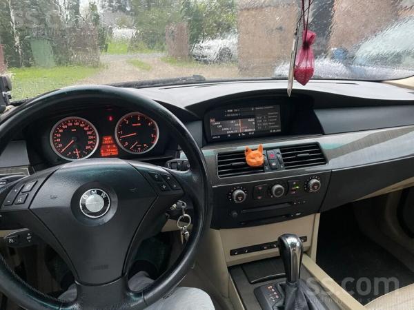 Black BMW 530 2003 in Valmiera, with an engine capacity of 3.00 L and mileage of 265 thousand km for 3500 €, photo 8 on AUTOMOTO.COM.LV
