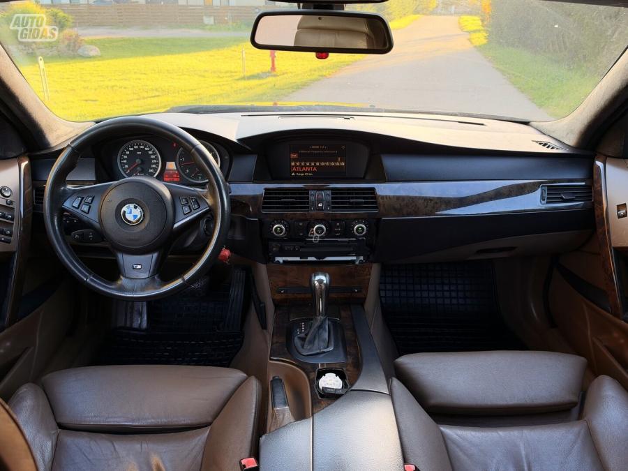 Black BMW 530 2003 in Vilnius, with an engine capacity of 3.00 L and mileage of 400 thousand km for 2850 €, photo 12 on AUTOMOTO.COM.LV