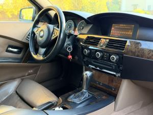 Black BMW 530 2003 in Vilnius, with an engine capacity of 3.00 L and mileage of 400 thousand km for 2850 €, photo 14 on AUTOMOTO.COM.LV