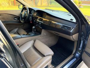 Black BMW 530 2003 in Vilnius, with an engine capacity of 3.00 L and mileage of 400 thousand km for 2850 €, photo 15 on AUTOMOTO.COM.LV
