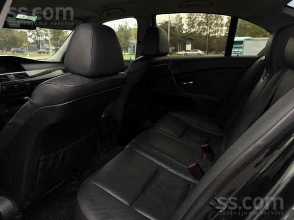 Melns BMW 530 2003 Rīga, ar dzinēja tilpumu 3.00 L un nobraukumu 0 tūkst. km par 3990 €, foto 11 vietnē AUTOMOTO.COM.LV