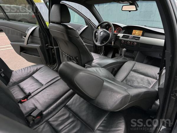 Melns BMW 530 2003 Rīga, ar dzinēja tilpumu 3.00 L un nobraukumu 0 tūkst. km par 3350 €, foto 10 vietnē AUTOMOTO.COM.LV