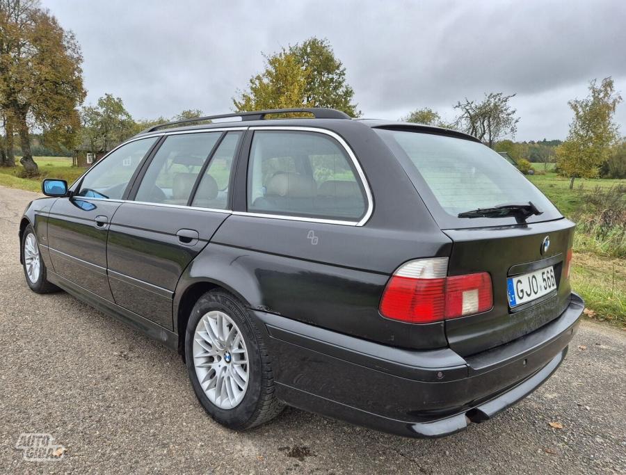 Melns BMW 530 2003 Viļņa, ar dzinēja tilpumu 2.90 L un nobraukumu 360 tūkst. km par 1550 €, foto 5 vietnē AUTOMOTO.COM.LV