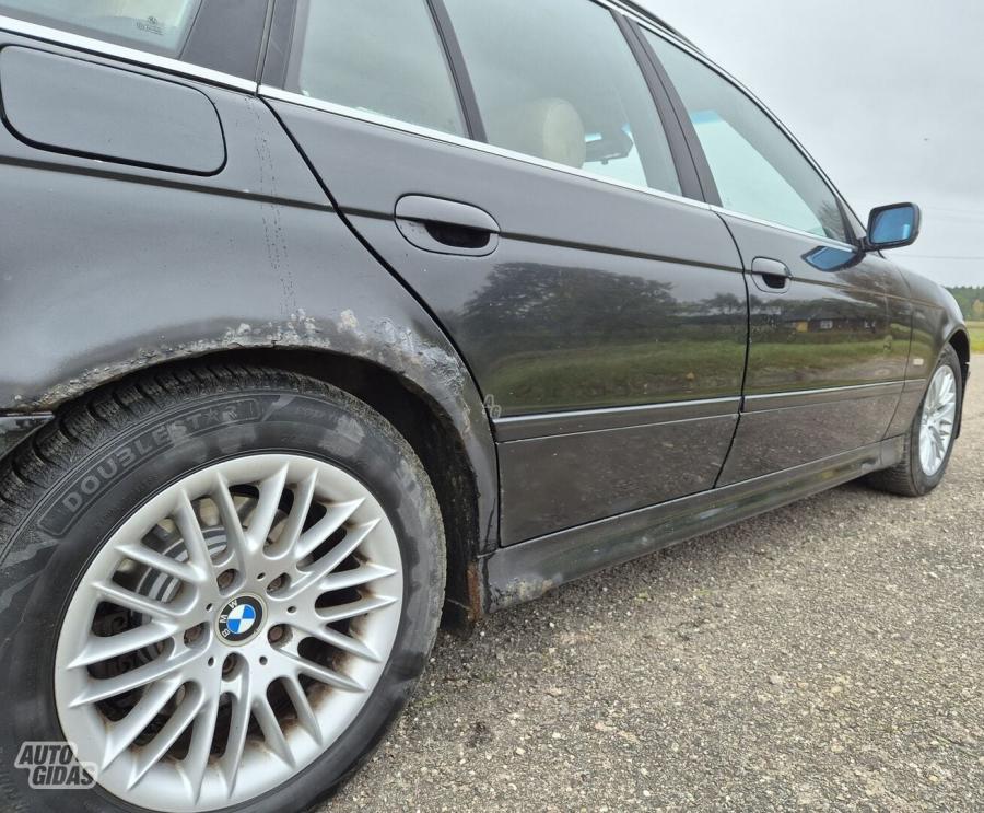 Melns BMW 530 2003 Viļņa, ar dzinēja tilpumu 2.90 L un nobraukumu 360 tūkst. km par 1550 €, foto 8 vietnē AUTOMOTO.COM.LV