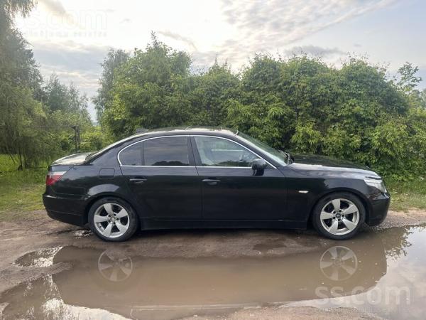 Black BMW 530 2004 in Rezekne, with an engine capacity of 3.00 L and mileage of 353 thousand km for 3350 €, photo 2 on AUTOMOTO.COM.LV