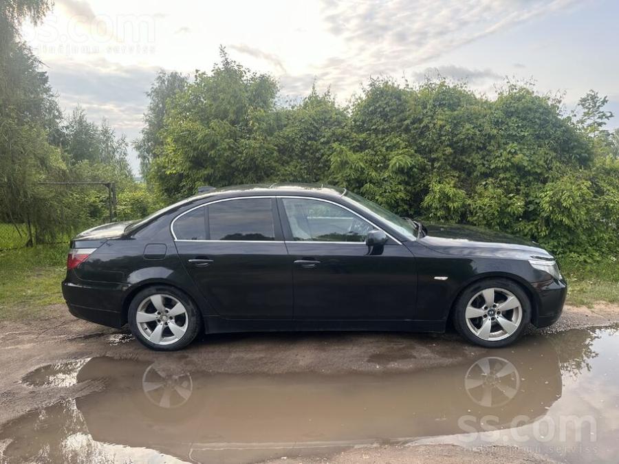 Black BMW 530 2004 in Rezekne, with an engine capacity of 3.00 L and mileage of 353 thousand km for 8990 €, photo 2 on AUTOMOTO.COM.LV