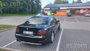 Melns BMW 530 2004 Rīga, ar dzinēja tilpumu 3.00 L un nobraukumu 440 tūkst. km par 2500 €, foto 5 vietnē AUTOMOTO.COM.LV