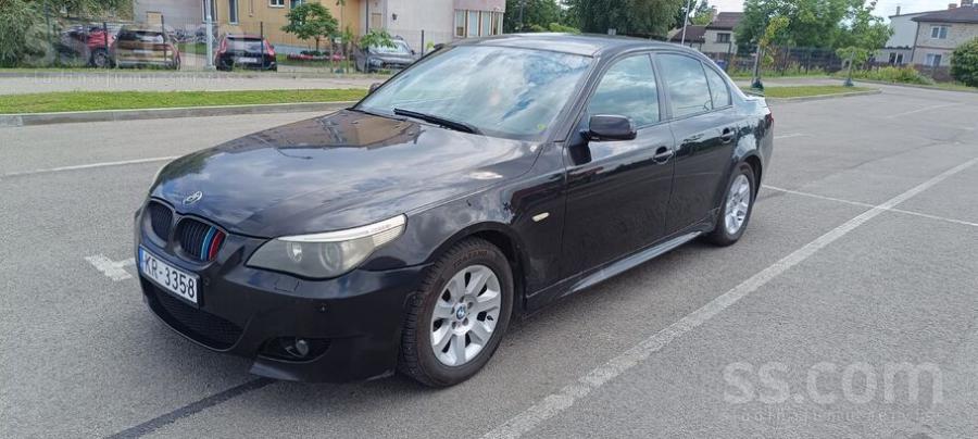 Melns BMW 530 2004 Jelgava, ar dzinēja tilpumu 3.00 L un nobraukumu 350 tūkst. km par 2500 €, foto 4 vietnē AUTOMOTO.COM.LV