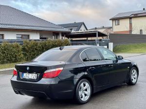 Melns BMW 530 2004 Viļņa, ar dzinēja tilpumu 3.00 L un nobraukumu 390 tūkst. km par 3200 €, foto 5 vietnē AUTOMOTO.COM.LV