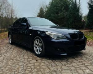 Black BMW 530 2004 in Radviliskis, with an engine capacity of 2.99 L and mileage of 371 thousand km for 3300 €, photo  on AUTOMOTO.COM.LV