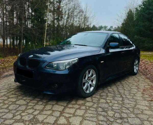 Melns BMW 530 2004 Radviliškis, ar dzinēja tilpumu 2.99 L un nobraukumu 371 tūkst. km par 3300 €, foto 2 vietnē AUTOMOTO.COM.LV
