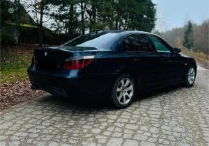 Black BMW 530 2004 in Radviliskis, with an engine capacity of 2.99 L and mileage of 371 thousand km for 3300 €, photo 6 on AUTOMOTO.COM.LV