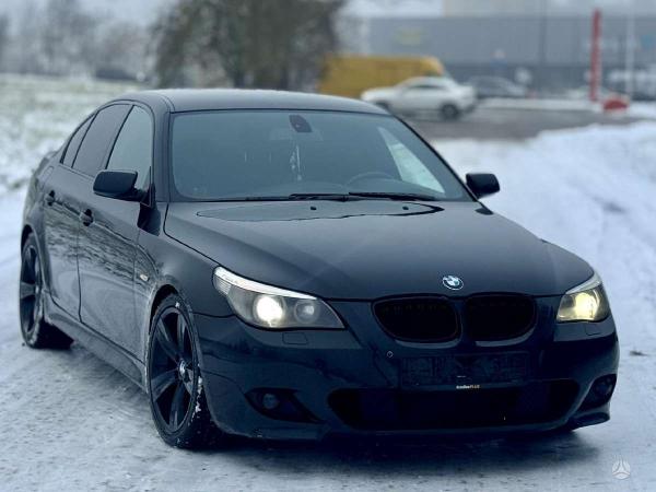 Black BMW 530 2004 in Siauliai, with an engine capacity of 2.99 L and mileage of 330 thousand km for 4200 €, photo 6 on AUTOMOTO.COM.LV
