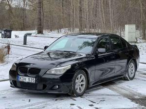 Melns BMW 530 2004 Viļņa, ar dzinēja tilpumu 2.93 L un nobraukumu 359 tūkst. km par 3300 €, foto  vietnē AUTOMOTO.COM.LV