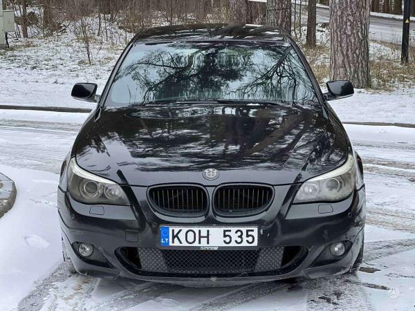 Melns BMW 530 2004 Viļņa, ar dzinēja tilpumu 2.93 L un nobraukumu 359 tūkst. km par 3300 €, foto 2 vietnē AUTOMOTO.COM.LV