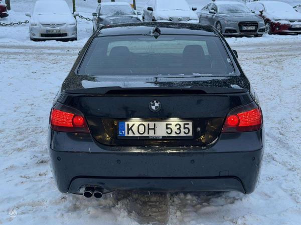 Melns BMW 530 2004 Viļņa, ar dzinēja tilpumu 2.99 L un nobraukumu 359 tūkst. km par 3300 €, foto 6 vietnē AUTOMOTO.COM.LV