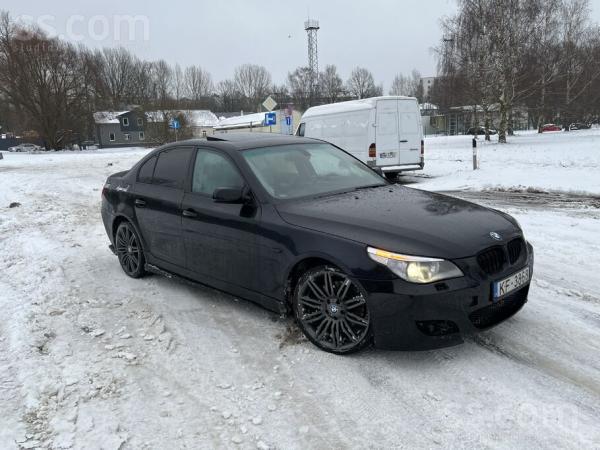 Melns BMW 530 2004 Rīga, ar dzinēja tilpumu 3.00 L un nobraukumu 408 tūkst. km par 3500 €, foto 1 vietnē AUTOMOTO.COM.LV