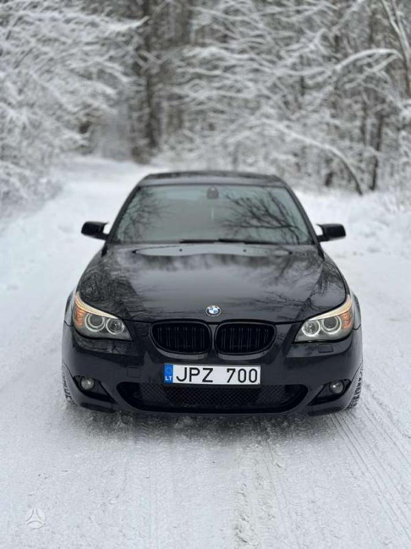 Melns BMW 530 2004 Viļņa, ar dzinēja tilpumu 2.98 L un nobraukumu 380 tūkst. km par 3900 €, foto 1 vietnē AUTOMOTO.COM.LV