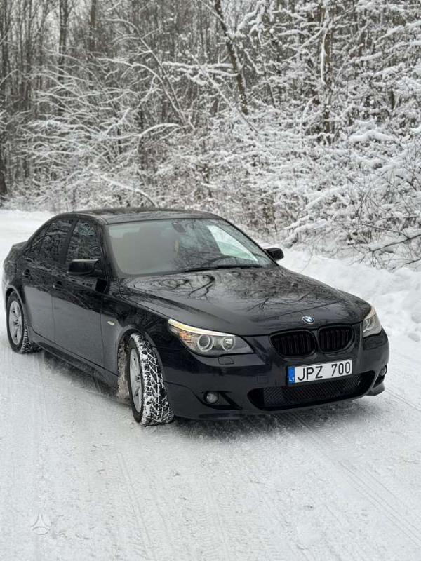 Melns BMW 530 2004 Viļņa, ar dzinēja tilpumu 2.98 L un nobraukumu 380 tūkst. km par 3900 €, foto 2 vietnē AUTOMOTO.COM.LV