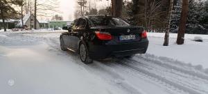 Black BMW 530 2004 in Ignalina, with an engine capacity of 3.00 L and mileage of 300 thousand km for 4200 €, photo 2 on AUTOMOTO.COM.LV