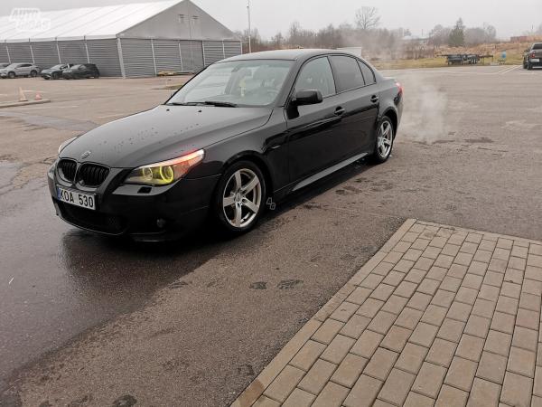 Black BMW 530 2004 in Kaisiadorys, with an engine capacity of 3.00 L and mileage of 362 thousand km for 3950 €, photo 4 on AUTOMOTO.COM.LV