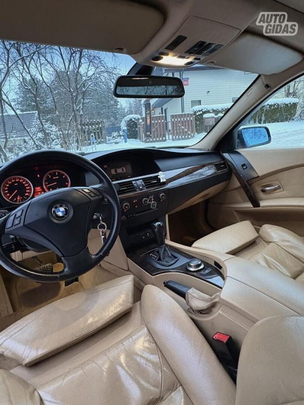 Melns BMW 530 2004 Viļņa, ar dzinēja tilpumu 3.00 L un nobraukumu 476 tūkst. km par 2600 €, foto 7 vietnē AUTOMOTO.COM.LV
