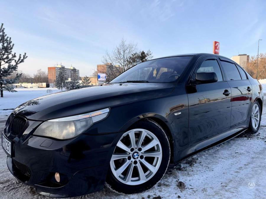Black BMW 530 2004 in Kaunas, with an engine capacity of 3.00 L and mileage of 403 thousand km for 4350 €, photo 12 on AUTOMOTO.COM.LV
