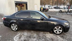 Black BMW 530 2004 in Vilnius, with an engine capacity of 2.99 L and mileage of 350 thousand km for 2900 €, photo 5 on AUTOMOTO.COM.LV