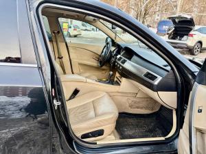 Black BMW 530 2004 in Vilnius, with an engine capacity of 2.99 L and mileage of 350 thousand km for 2900 €, photo 10 on AUTOMOTO.COM.LV