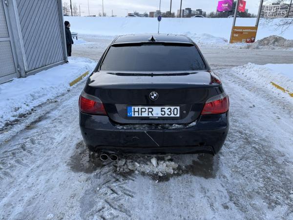 Black BMW 530 2004 in Kaunas, with an engine capacity of 3.00 L and mileage of 400 thousand km for 3300 €, photo 4 on AUTOMOTO.COM.LV