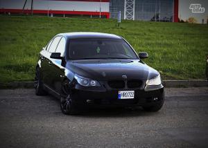 Black BMW 530 2004 in Siauliai, with an engine capacity of 3.00 L and mileage of 323 thousand km for 2600 €, photo  on AUTOMOTO.COM.LV