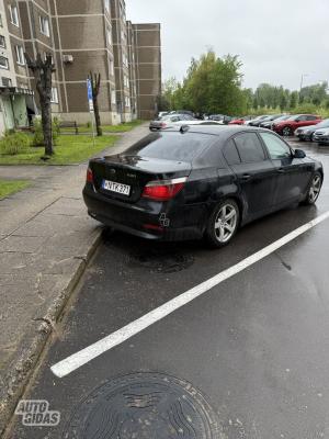 Black BMW 530 2004 in Alytus, with an engine capacity of 3.00 L and mileage of 350 thousand km for 3500 €, photo 4 on AUTOMOTO.COM.LV