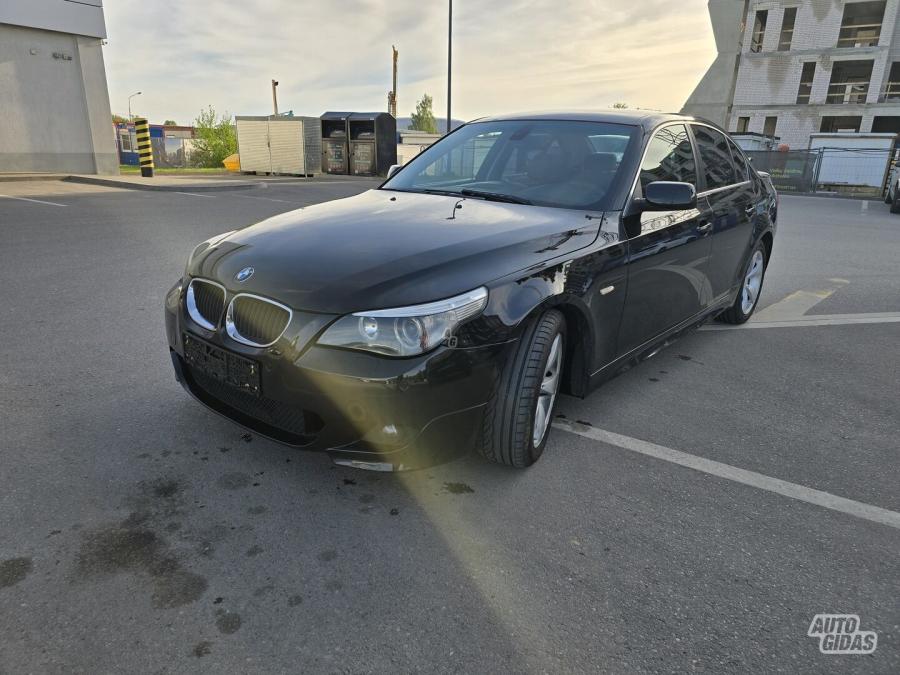 Black BMW 530 2004 in Vilnius, with an engine capacity of 3.00 L and mileage of 289 thousand km for 3800 €, photo 3 on AUTOMOTO.COM.LV