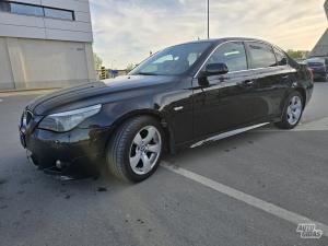 Black BMW 530 2004 in Vilnius, with an engine capacity of 3.00 L and mileage of 289 thousand km for 3800 €, photo 4 on AUTOMOTO.COM.LV