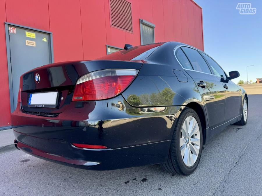 Black BMW 530 2004 in Kaunas, with an engine capacity of 3.00 L and mileage of 299 thousand km for 3500 €, photo 23 on AUTOMOTO.COM.LV