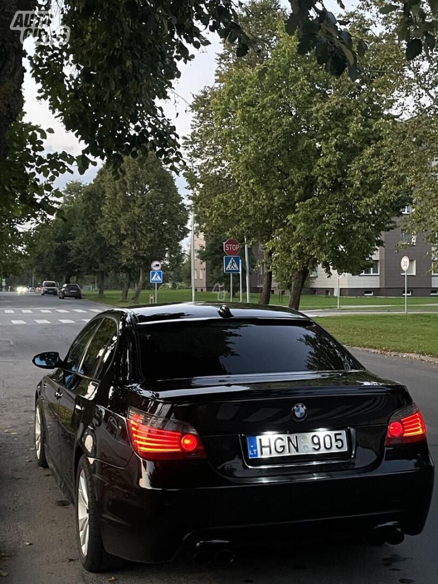 Black BMW 530 2004 in Skuodas, with an engine capacity of 3.00 L and mileage of 340 thousand km for 6500 €, photo 15 on AUTOMOTO.COM.LV