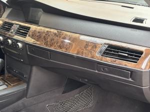 Черный БМВ 530 2004 в Каунас, объемом двигателя 3.00 л и пробегом 400 тыс. км за 2450 €, фото 14 на AUTOMOTO.COM.LV