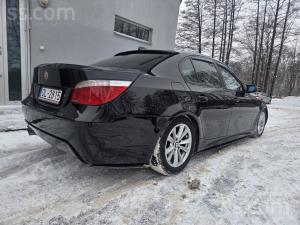 Melns BMW 530 2004 Rīga, ar dzinēja tilpumu 3.00 L un nobraukumu 0 tūkst. km par 4900 €, foto 5 vietnē AUTOMOTO.COM.LV