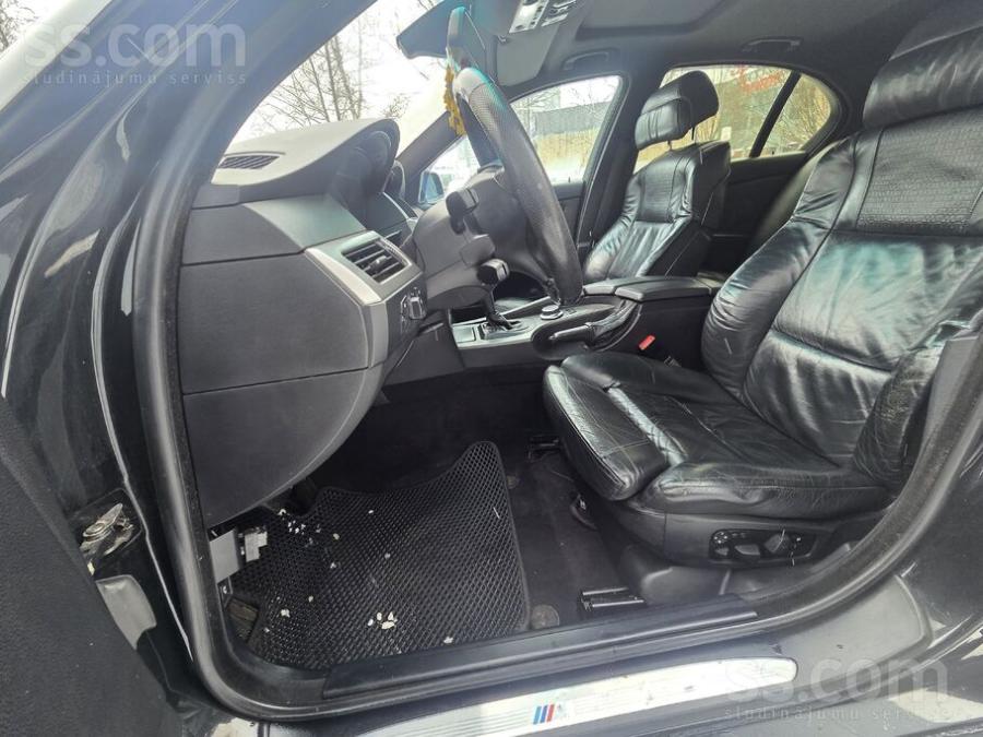 Melns BMW 530 2004 Rīga, ar dzinēja tilpumu 3.00 L un nobraukumu 0 tūkst. km par 4900 €, foto 8 vietnē AUTOMOTO.COM.LV