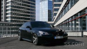 Black BMW 530 2004 in Riga, with an engine capacity of 3.00 L and mileage of 393 thousand km for 7300 €, photo  on AUTOMOTO.COM.LV