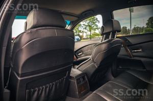 Black BMW 530 2004 in Riga, with an engine capacity of 3.00 L and mileage of 0 thousand km for 3990 €, photo 13 on AUTOMOTO.COM.LV