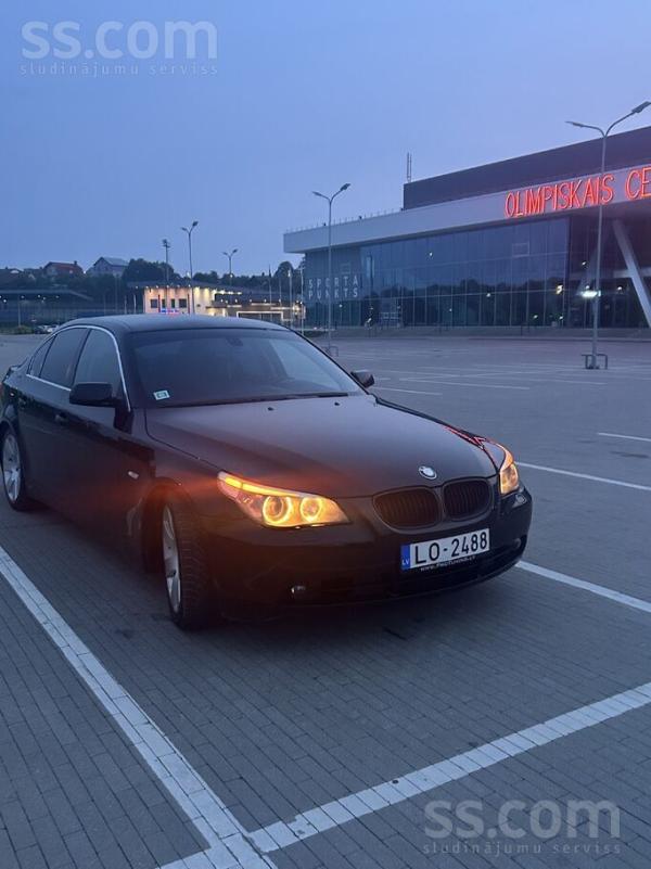 Black BMW 530 2004 in Rezekne, with an engine capacity of 3.00 L and mileage of 285 thousand km for 4500 €, photo 3 on AUTOMOTO.COM.LV