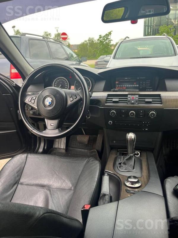 Black BMW 530 2004 in Rezekne, with an engine capacity of 3.00 L and mileage of 285 thousand km for 4500 €, photo 7 on AUTOMOTO.COM.LV