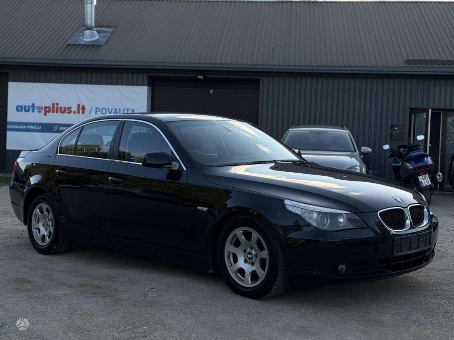 Black BMW 530 2004 in Rokiskis, with an engine capacity of 2.98 L and mileage of 204 thousand km for 3450 €, photo 10 on AUTOMOTO.COM.LV