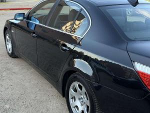 Black BMW 530 2004 in Rokiskis, with an engine capacity of 2.98 L and mileage of 204 thousand km for 3450 €, photo 14 on AUTOMOTO.COM.LV