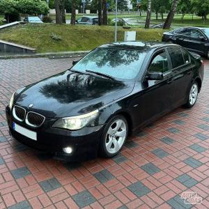 Black BMW 530 2004 in Vilnius, with an engine capacity of 3.00 L and mileage of 390 thousand km for 2699 €, photo 9 on AUTOMOTO.COM.LV
