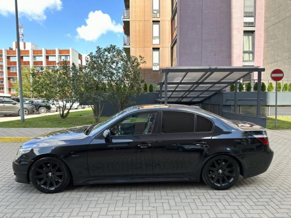 Melns BMW 530 2004 Rīga, ar dzinēja tilpumu 3.00 L un nobraukumu 344 tūkst. km par 4490 €, foto 6 vietnē AUTOMOTO.COM.LV