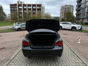 Melns BMW 530 2004 Rīga, ar dzinēja tilpumu 3.00 L un nobraukumu 335 tūkst. km par 3990 €, foto 11 vietnē AUTOMOTO.COM.LV