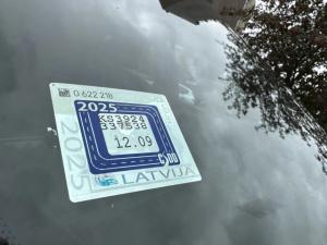 Melns BMW 530 2004 Rīga, ar dzinēja tilpumu 3.00 L un nobraukumu 335 tūkst. km par 3990 €, foto 12 vietnē AUTOMOTO.COM.LV