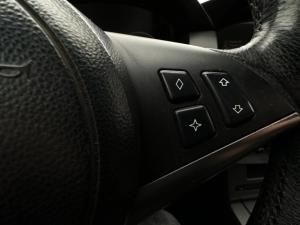 Melns BMW 530 2004 Rīga, ar dzinēja tilpumu 3.00 L un nobraukumu 335 tūkst. km par 3990 €, foto 25 vietnē AUTOMOTO.COM.LV